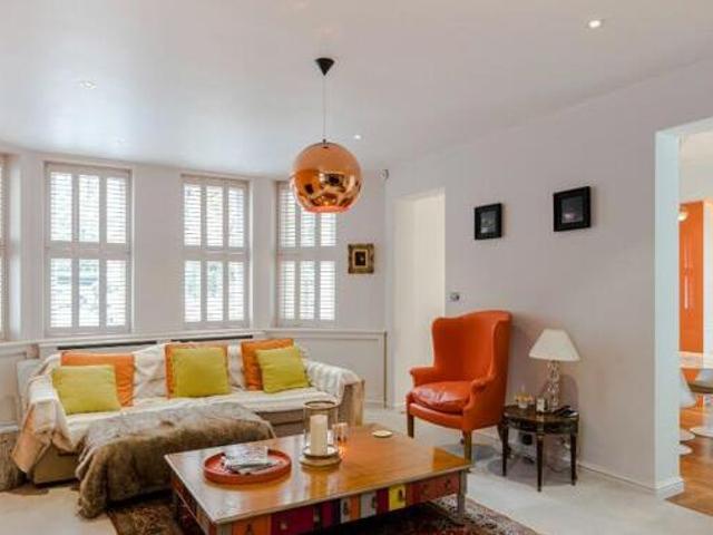 3 Bedroom Flat For Sale In London