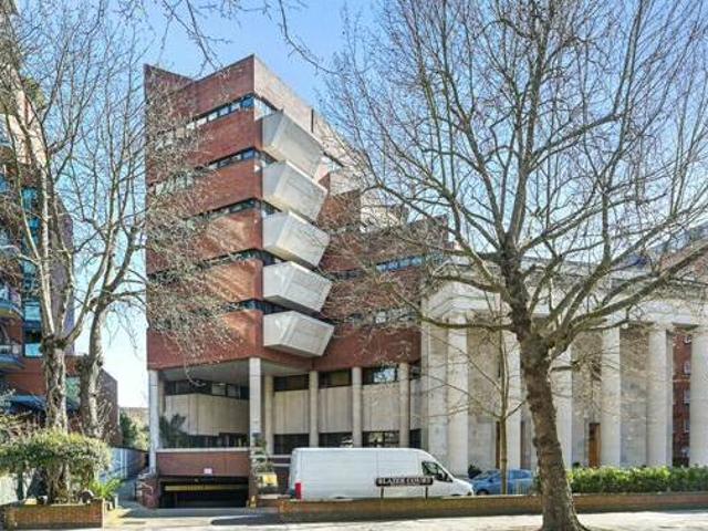 3 Bedroom Flat For Sale In London