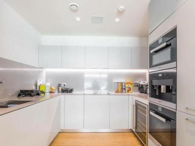 3 Bedroom Flat For Sale In London Bridge, London