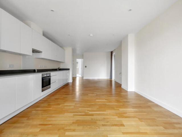 3 bedroom flat for sale in Logan Close, E20