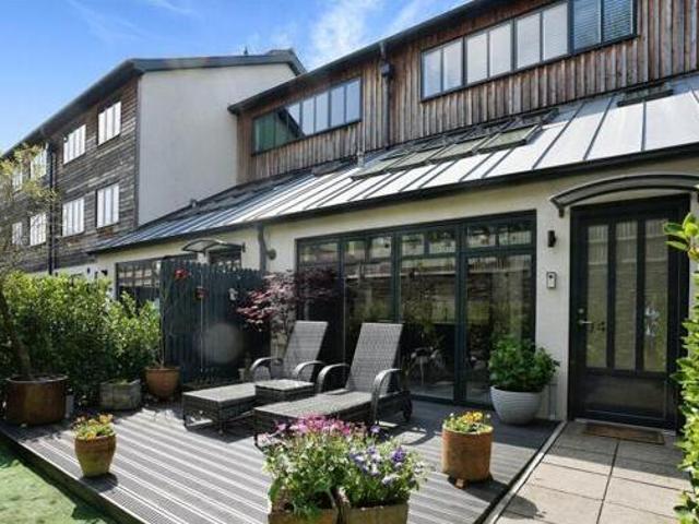 3 Bedroom Flat For Sale In Lostwithiel