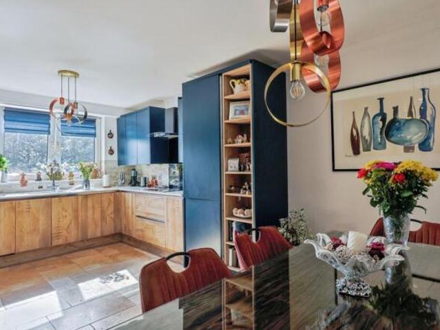3 bedroom flat for sale in Manor Road, Bournemouth, BH1