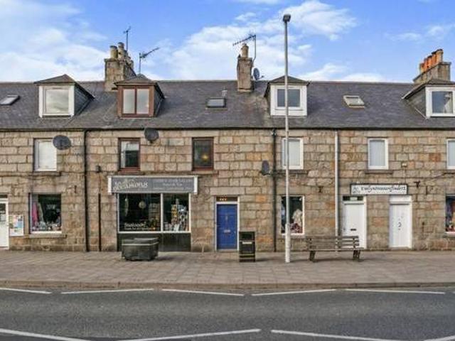 3 bedroom flat for sale in Main Street Alford AB33