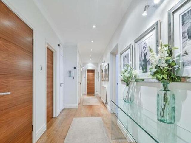 3 Bedroom Flat For Sale In Marylebone, London