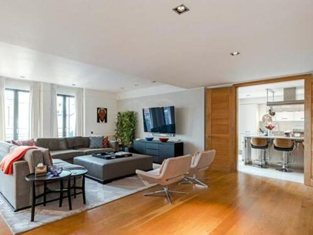 3 Bedroom Flat For Sale In Mayfair, London