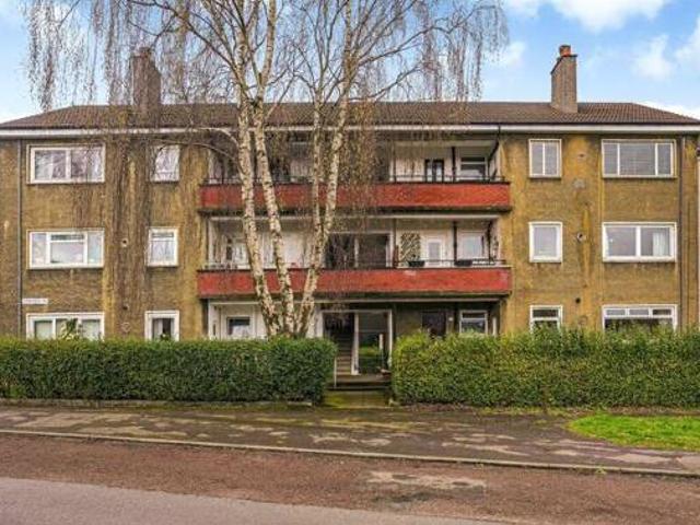 3 Bedroom Flat For Sale In Merrylee, Glasgow