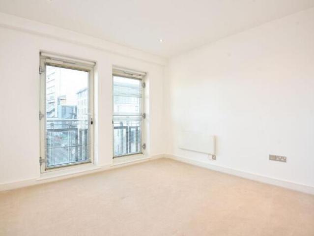 3 bedroom flat for sale in Montpellier Road, Royal Baths Ii, HG1