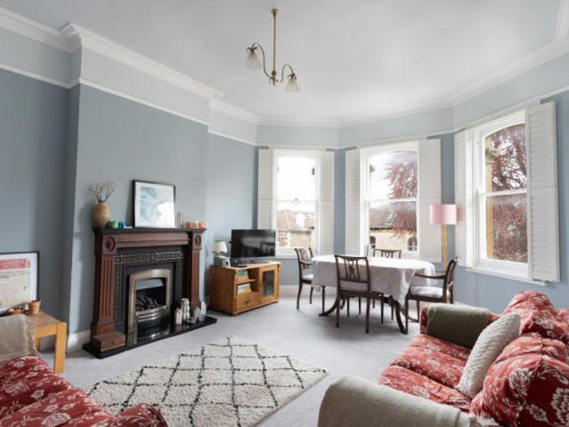 3 bedroom flat for sale in Montrose Avenue, Redland, Bristol, BS6
