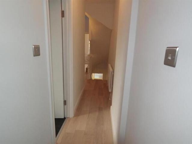 3 bedroom flat for sale in Morley Road, Leyton, London, E10