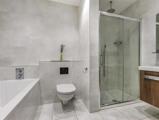 3 bedroom flat for sale in Nairn Road, Canford Cliffs, BH13