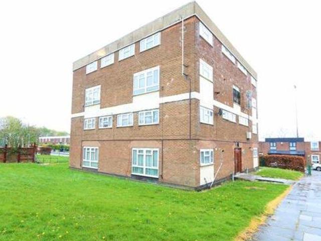 3 Bedroom Flat For Sale In Nechells, Birmingham