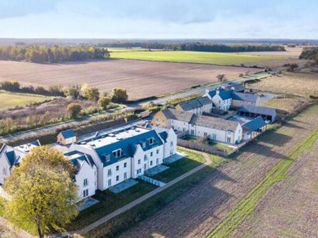 3 Bedroom Flat For Sale In Nr Burford, Gloucestershire