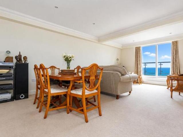3 bedroom flat for sale in Palm Bay Avenue, Margate, Kent, CT9