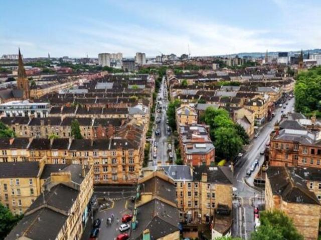 3 bedroom flat for sale in Park Road, Woodlands, Glasgow, G4