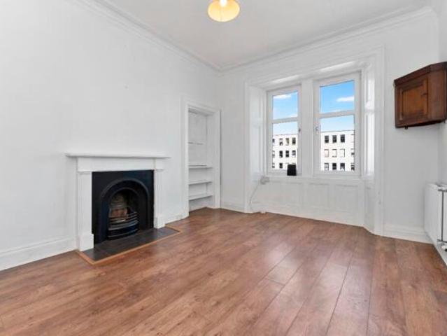 3 bedroom flat for sale in Parsons Green Terrace, Edinburgh, EH8