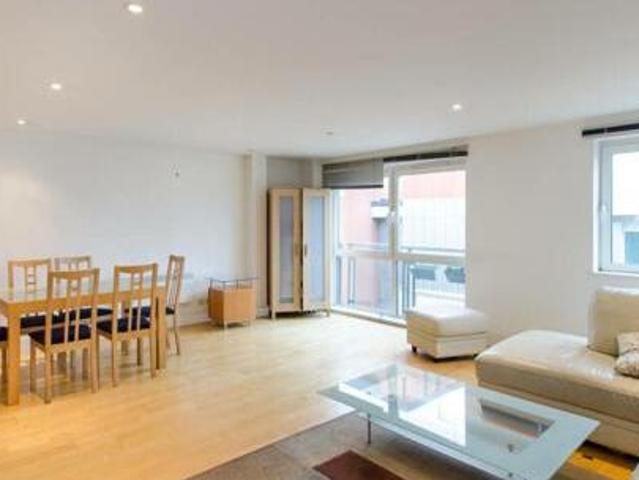 3 Bedroom Flat For Sale In Pimlico, London