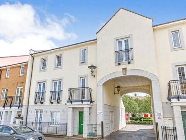 3 Bedroom Flat For Sale In Portishead, Bristol