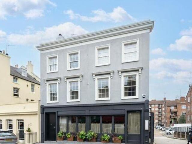 3 Bedroom Flat For Sale In Portobello, London