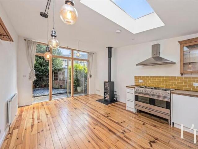 3 bedroom flat for sale in Prestonville Road, Brighton, BN1