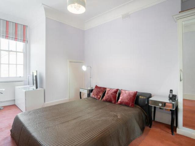 3 bedroom flat for sale in Prince Albert Road, St John's Wood, London, NW8, United Kingdom, NW8