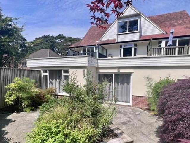 3 Bedroom Flat For Sale In Queens Park