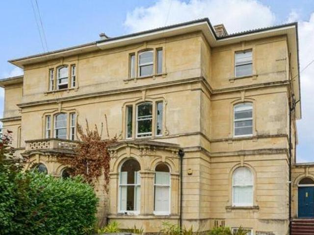 3 Bedroom Flat For Sale In Redland, Bristol