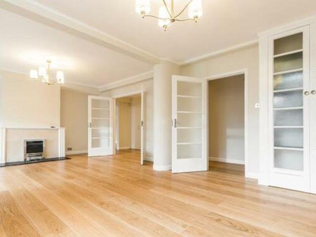 3 Bedroom Flat For Sale In Richmond