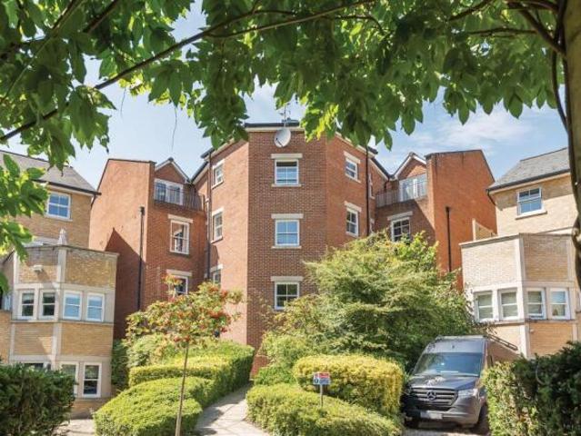 3 bedroom flat for sale in Scholars Mews, Summertown, OX2