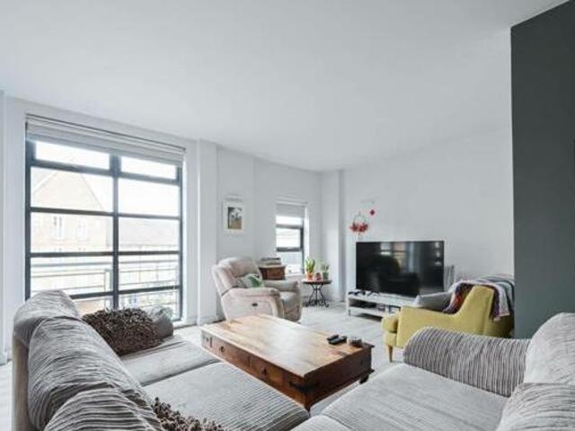 3 Bedroom Flat For Sale In Shoreditch, London