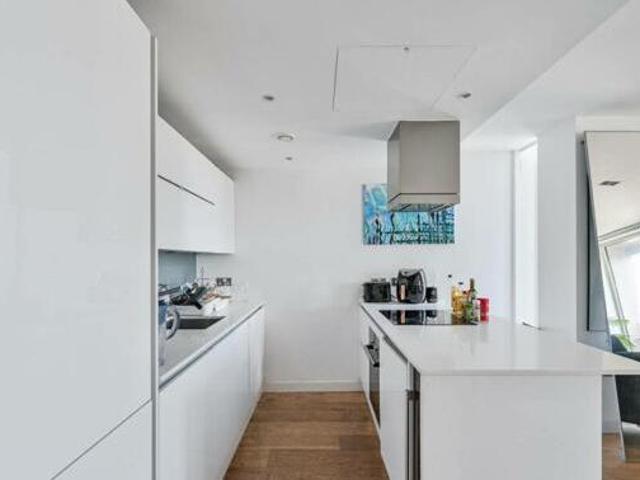 3 Bedroom Flat For Sale In Shoreditch, London