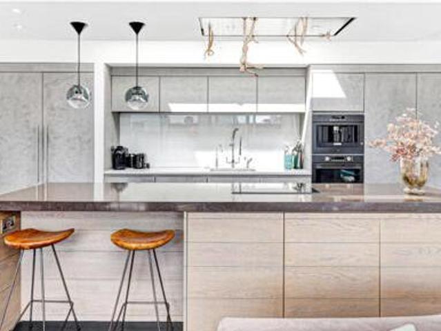 3 Bedroom Flat For Sale In Shoreditch