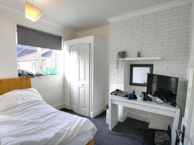 3 bedroom flat for sale in Shirley, Southampton, SO15