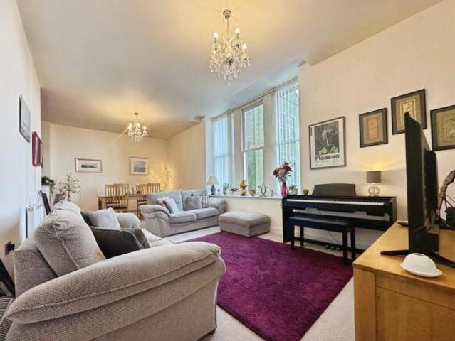 3 bedroom flat for sale in South Wing, The Residence, LA1