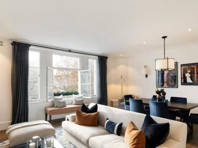 3 Bedroom Flat For Sale In South Kensington, London