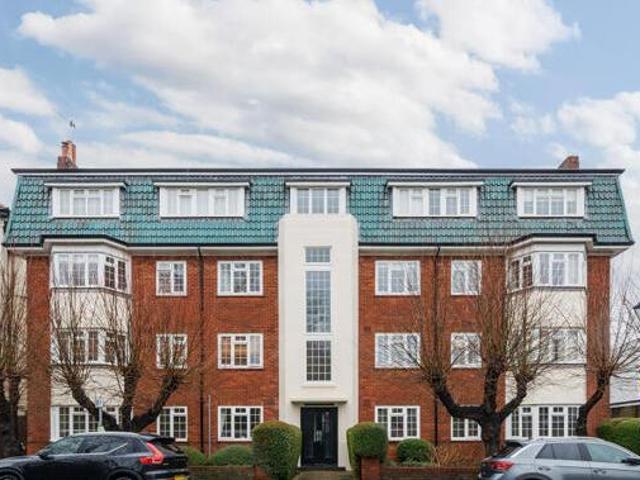 3 Bedroom Flat For Sale In Southsea
