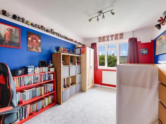 3 bedroom flat for sale in Southview Gardens, West Worthing, BN11