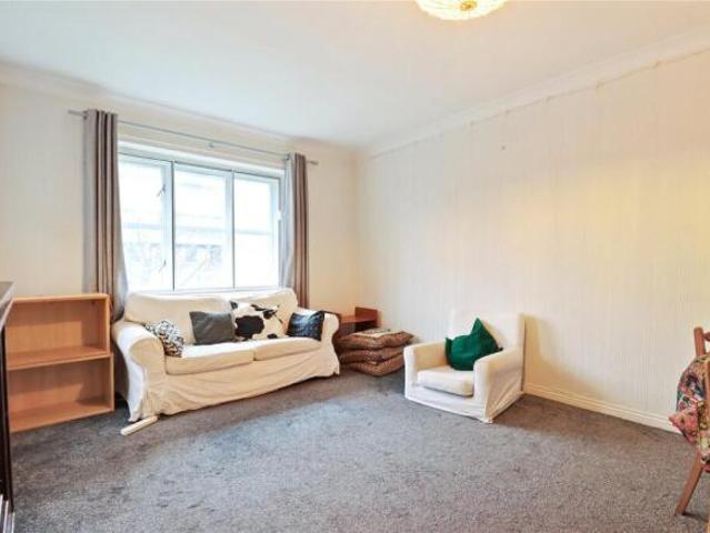 3 bedroom flat for sale in Sloane Court, Newcastle upon Tyne, and Wear, NE2