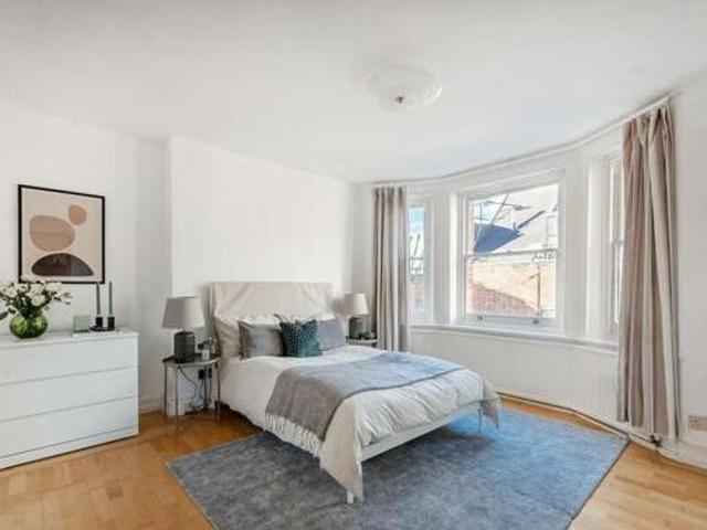 3 Bedroom Flat For Sale In St James´s, London