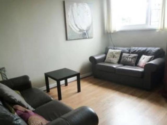 3 bedroom flat for rent in 46 Esslemont Avenue Aberdeen AB25 1SQ AB25