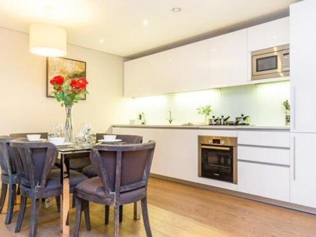3 bedroom flat for rent in 4b Merchant Square East, Hyde Park, London W2