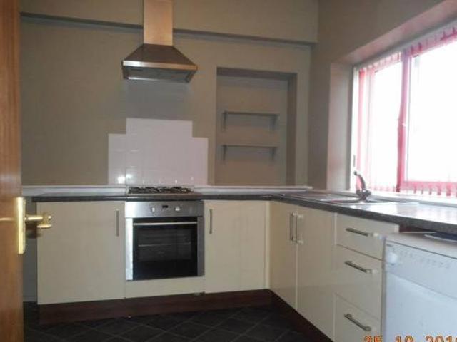 3 bedroom flat for rent in 52 North Street DD8 3BJ DD8