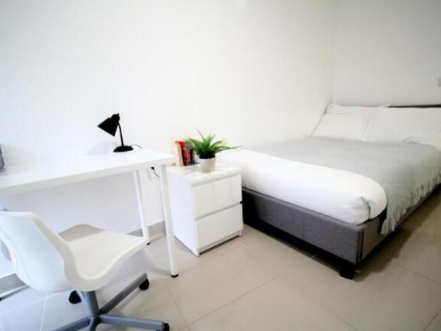 3 bedroom flat for rent in 59 61 Claredendon Road, LS2