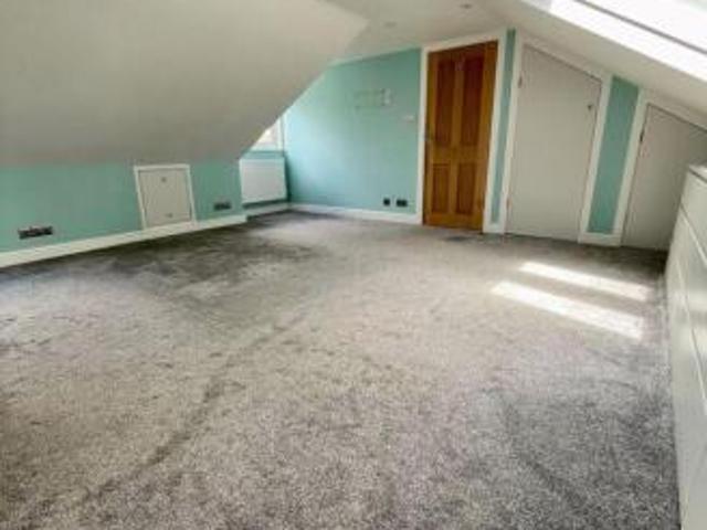3 bedroom flat for rent in 6 Ferncroft Road, BH10