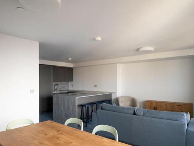 3 Bedroom Flat For Rent In 7 St Leonards Road, London