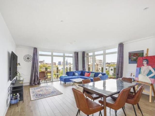 3 Bedroom Flat For Rent In 8 Madeira Street