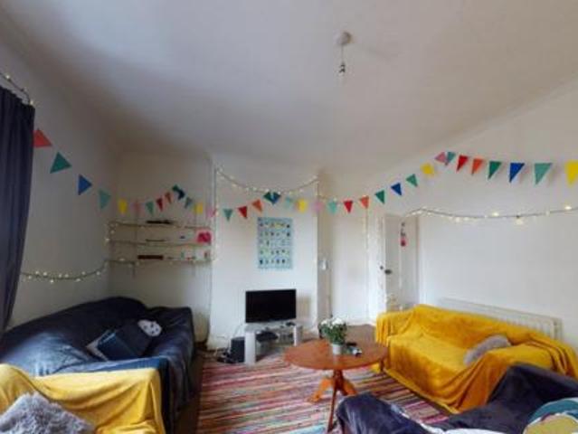 3 Bedroom Flat For Rent In 9a Forest Road East, Nottingham