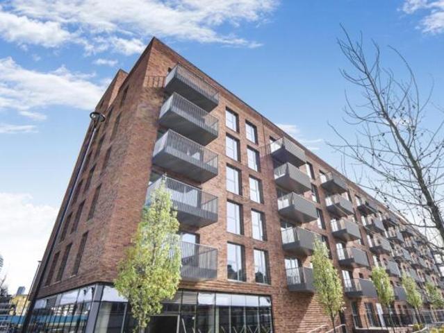 3 bedroom flat for rent in 161 Evelyn Street Deptford SE8