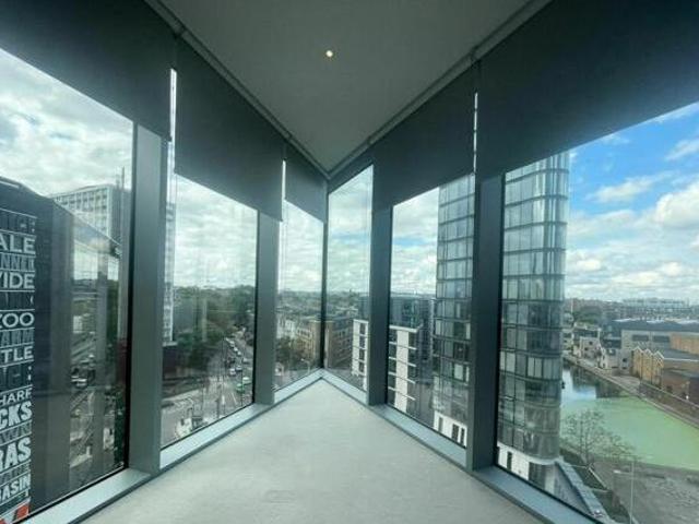 3 Bedroom Flat For Rent In 1 Bollinder Place