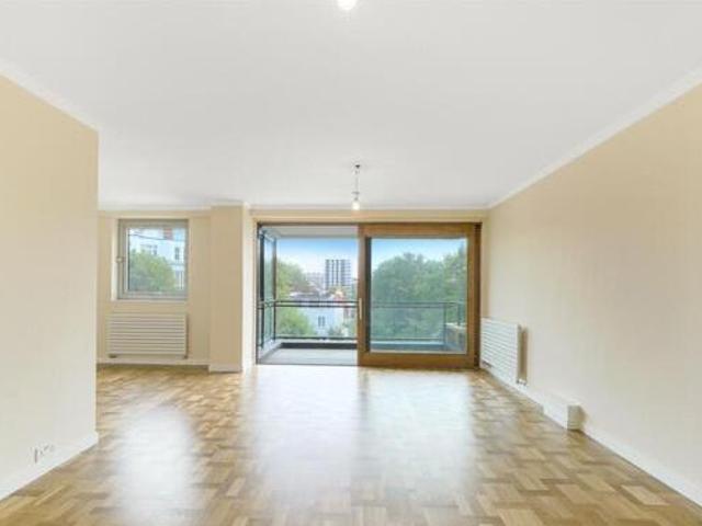 3 Bedroom Flat For Rent In 1 Hall Road