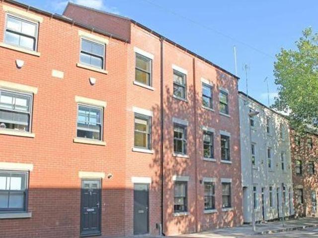 3 Bedroom Flat For Rent In 254 North Sherwood Street, Nottingham